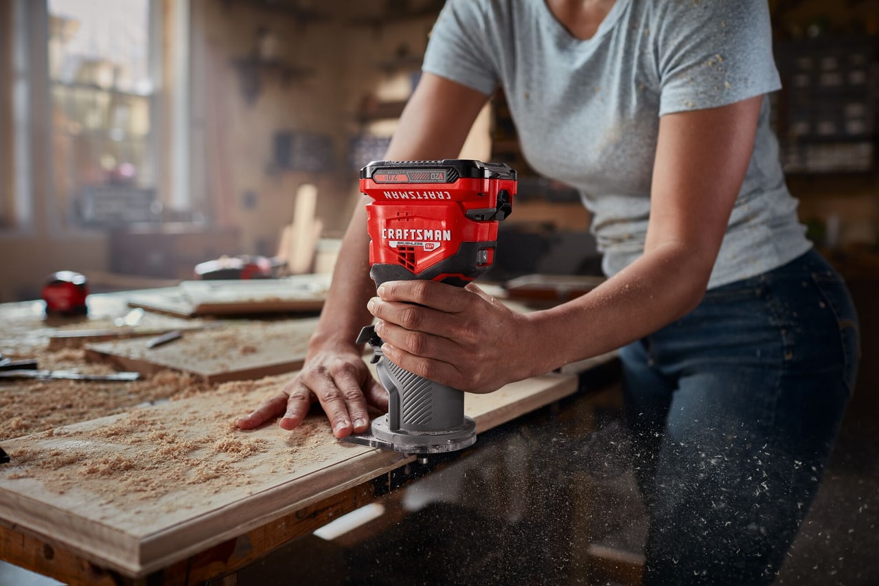 CRAFTSMAN® V20* BRUSHLESS RP™ Cordless Fixed Base Router (Tool Only)